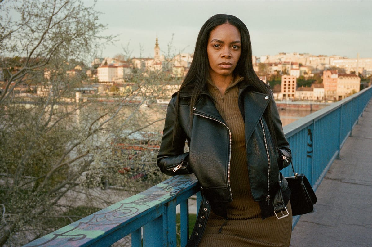 H E Y P R E T T Y F A C E